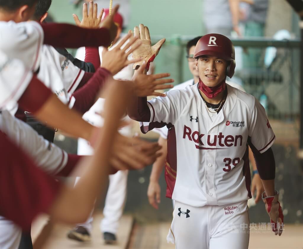 比照日本國家隊 WBC經典賽林立獲量身訂製裝備 | 運動 | 中央社 CNA