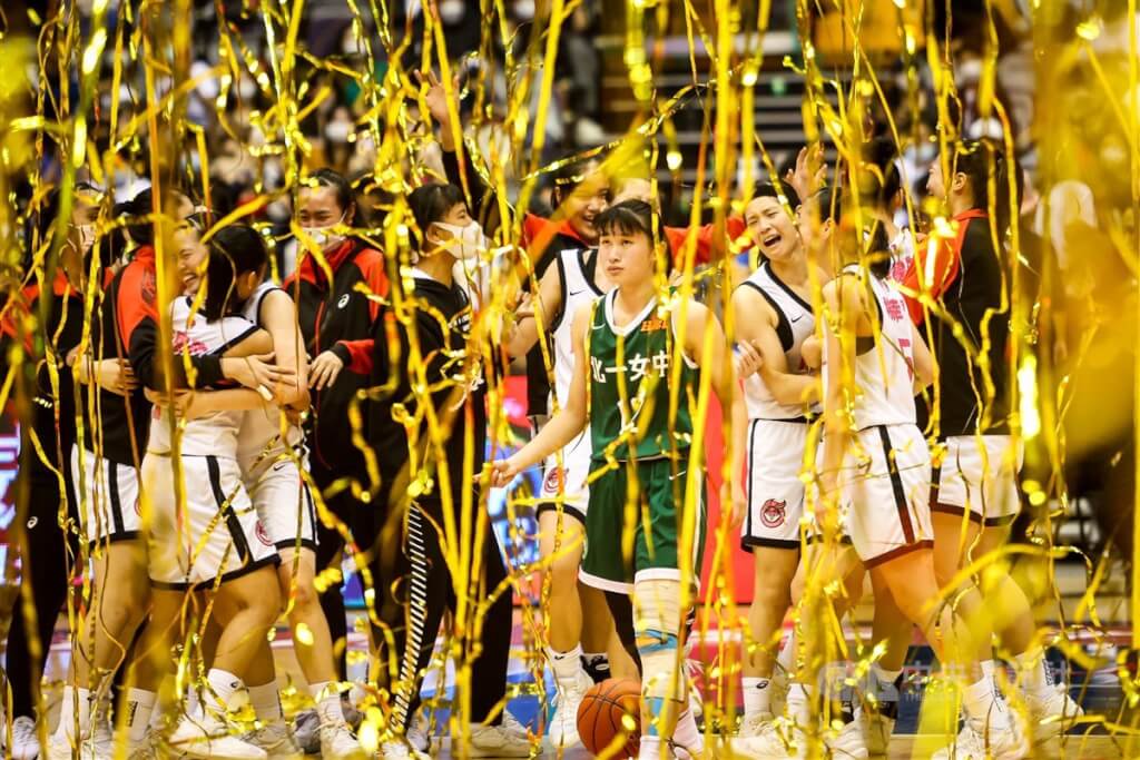 HBL淡商勝北一女史上首度4連霸 蕭豫玟繳雙20成單場MVP | 運動 | 中央社 CNA