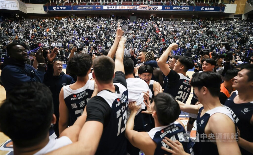 UBA政大擊退健行完成3連霸 游艾喆連2天扮英雄獲選MVP | 運動 | 中央社 CNA