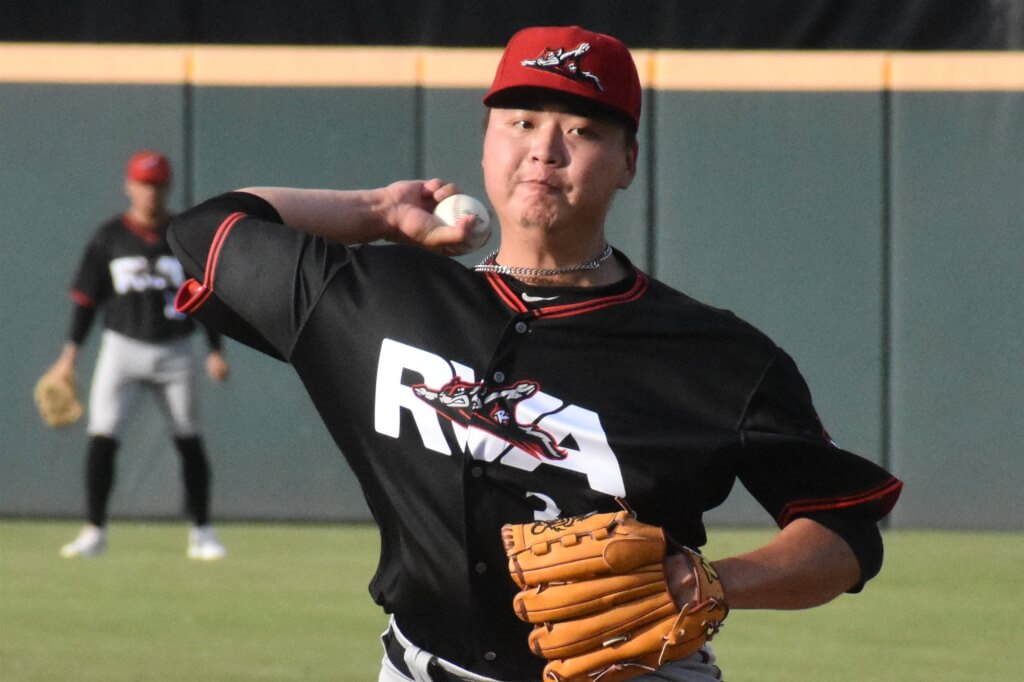 巨人隊投手鄧愷威生涯首升3A 距大聯盟更近一步 | 運動 | 中央社 CNA