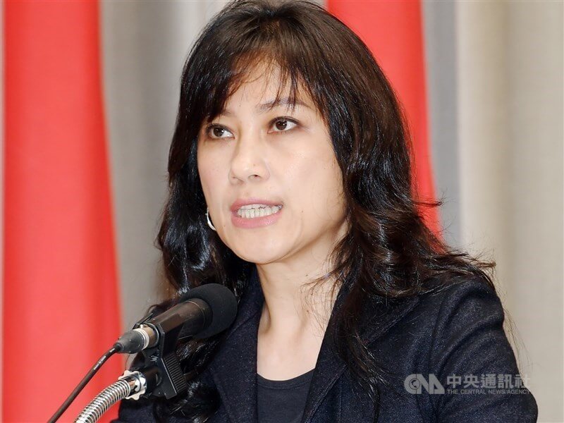 李姓警員被爆與Kolas不倫 發文致歉波及無辜稱未有親密行為 | 政治 | 中央社 CNA