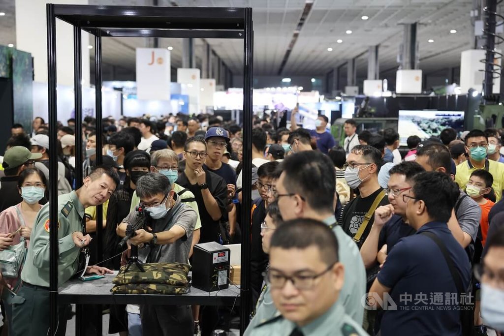 台灣版星鏈首部曲 B5G低軌通訊衛星2026年發射 | 科技 | 中央社 CNA