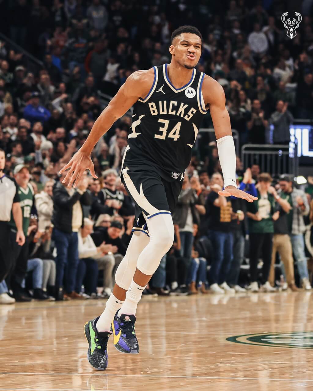 NBA字母哥飆40分 公鹿逆轉勝獨行俠 | 運動 | 中央社 CNA