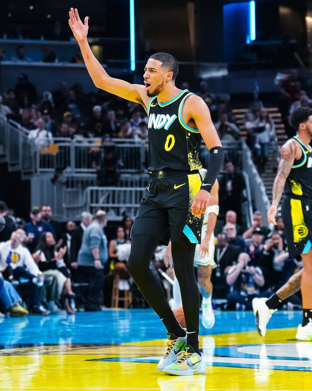 哈利伯頓關鍵4分打 NBA季中錦標賽溜馬晉4強[影] | 運動 | 中央社 CNA