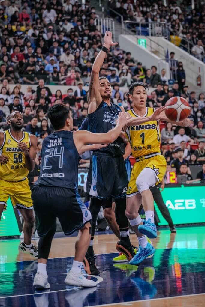 PLG林書緯19助攻破紀錄 國王25分大勝勇士 | 運動 | 中央社 CNA