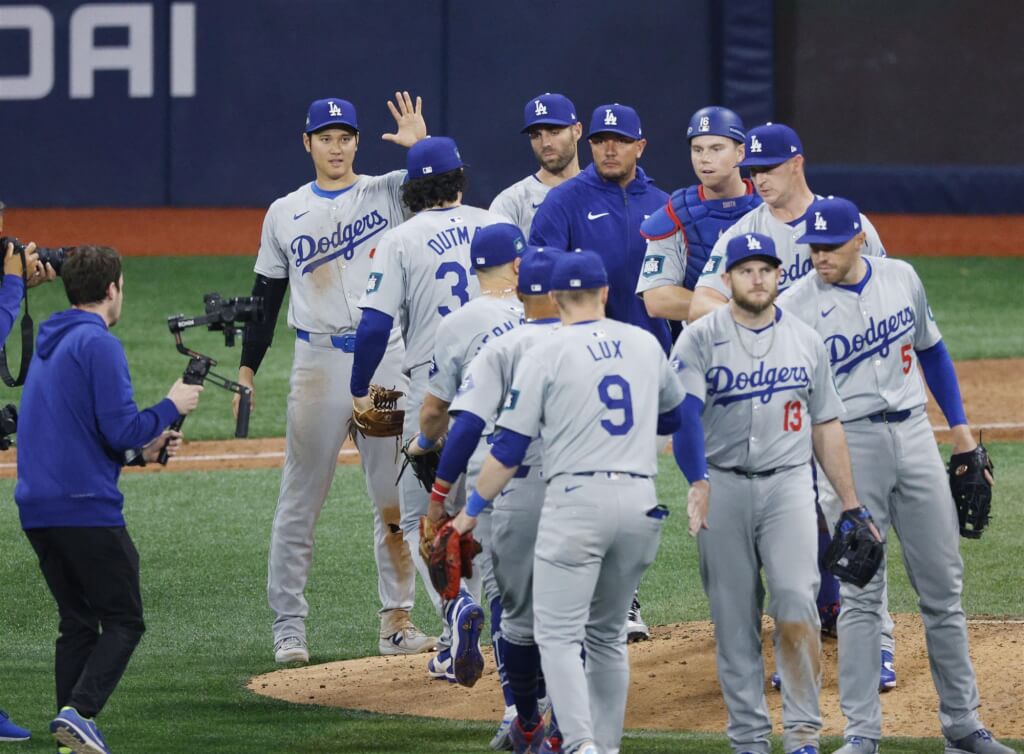 MLB首爾開幕戰大谷翔平敲2安1打點 道奇5比2擊敗教士[影] | 運動 | 中央社 CNA
