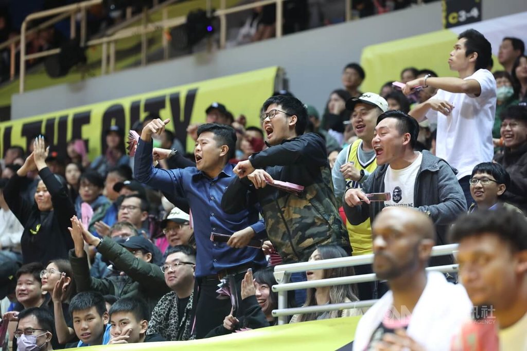 PLG麥卡洛關鍵跳投 夢想家險勝國王終止2連敗 | 運動 | 中央社 CNA