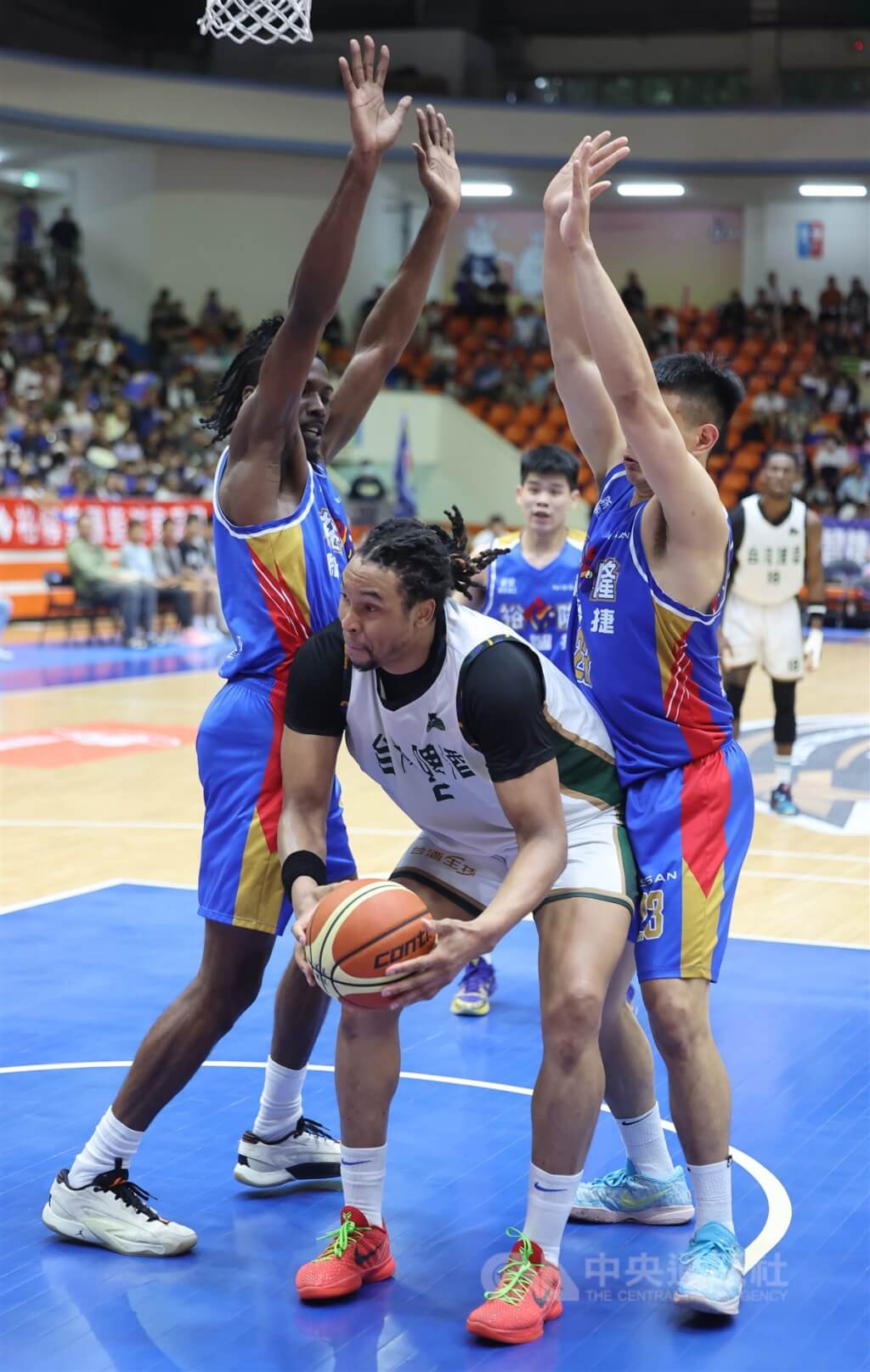 裕隆納智捷擊敗台灣啤酒 SBL衛冕成功奪隊史第7冠 | 運動 | 中央社 CNA