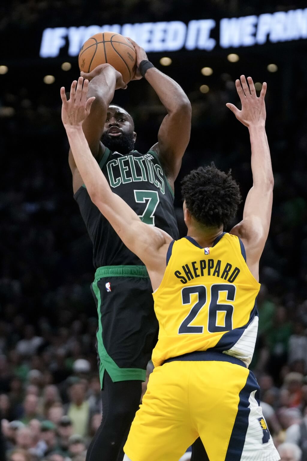 NBA東區冠軍賽塞爾蒂克2連勝 布朗40分趕跑溜馬[影] | 運動 | 中央社 CNA