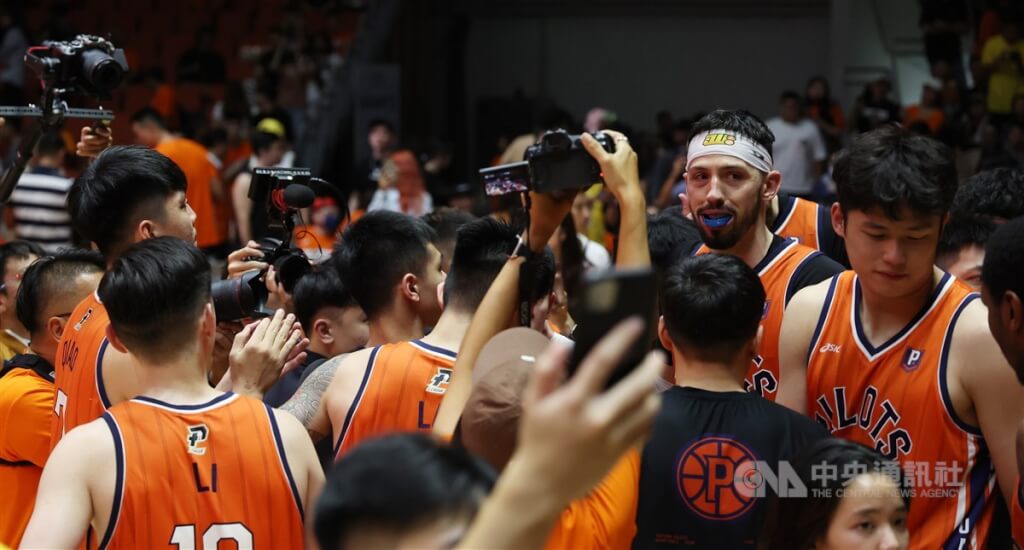 PLG國王奪隊史首冠 功臣李愷諺獲選MVP | 運動 | 中央社 CNA