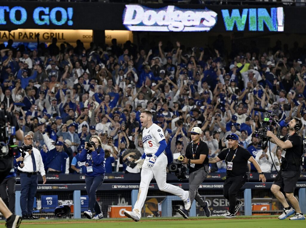 道奇Freeman驚天逆轉 轟出世界大賽首戰5年最佳收視 | 運動 | 中央社 CNA