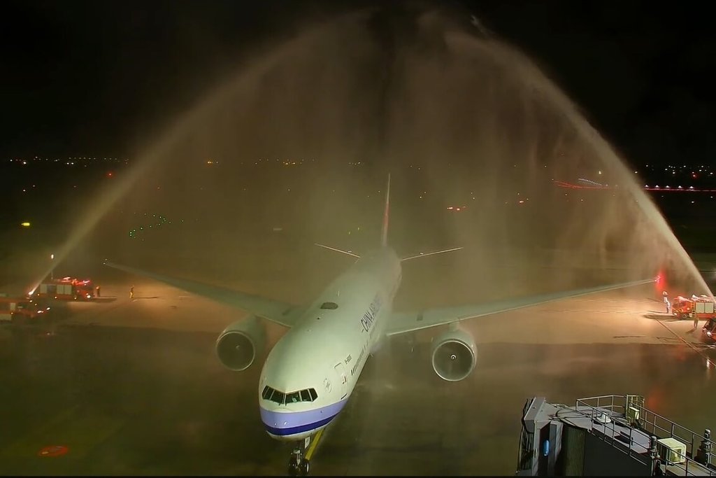 台灣隊返台F-16V伴飛蕭美琴接機 陳傑憲：感覺很帥 | 運動 | 中央社 CNA