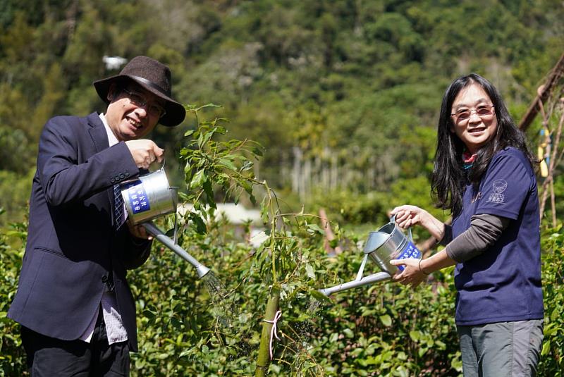 【植樹節】客家妹陳明珠甜美帶路－獅潭鳴鳳古道 樟之細路繫上和平、希望 | 中央社訊息平台