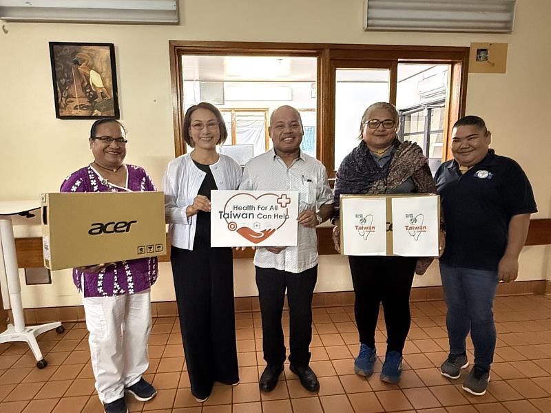 Taiwan can help and Taiwan is helping， 臺灣協助帛琉「後疫情復甦重建計畫」，圓滿改建帛琉國家醫院設備 ...