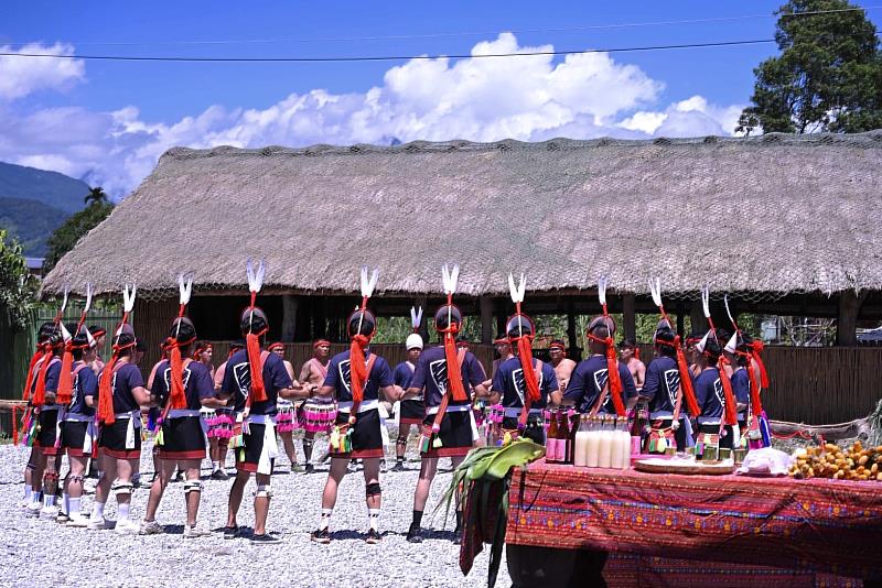 花蓮太巴塱部落傳統會所「Soraratan」盛大落成 打造文化傳承新地標 | 中央社訊息平台