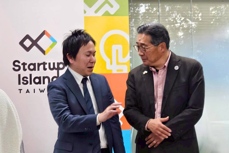 NYCU Advances Taiwan–Japan Semiconductor Co-Creation at SEMICON Japan ...