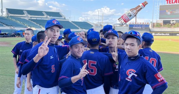 U15世界盃棒球賽黃天賜好投 台灣2連勝晉級複賽 | 運動 | 中央社 CNA