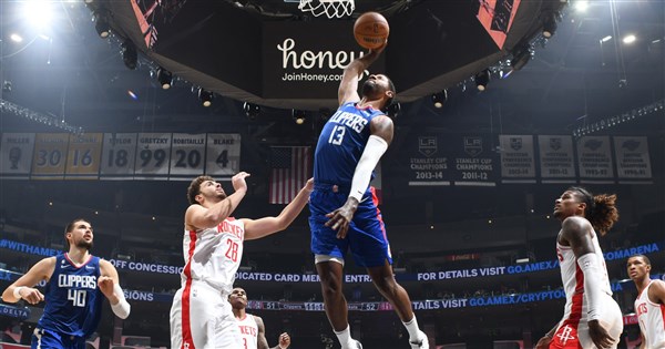 喬治致勝一擊寫NBA紀錄 率快艇險勝火箭[影] | 運動 | 中央社 CNA