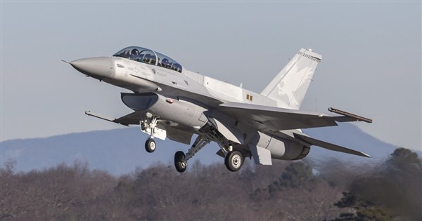 美稱F-16V遇開發挑戰 學者推測是電磁相容問題 | 政治 | 中央社 CNA