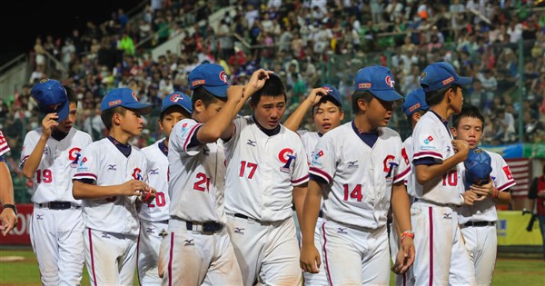 U12世界盃棒球賽台灣不敵美國拿亞軍 小球員難過落淚 | 運動 | 中央社 CNA