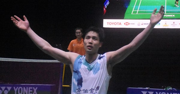 Zhou Tiancheng won the Thailand Badminton Masters and competed for the ...