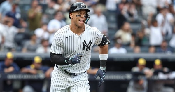 洋基MVP三連星3球3轟寫MLB新紀錄 20比9血洗釀酒人[影] | 運動 | 中央社 CNA